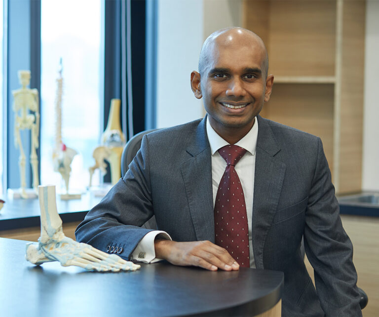 Orthopaedic Surgeon In Singapore - Dr Ananda - Orthocare